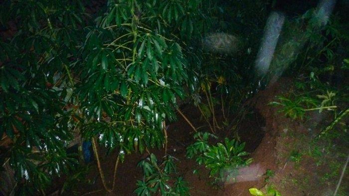 BREAKING NEWS! Kecamatan Wado Sumedang Dikepung Longsor, Ada 7 Titik ...