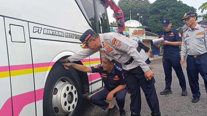 Dishub Ciamis Gelar Apel Siaga dan Ramp Check Kendaraan Jelang Arus Mudik Lebaran 2025 ...