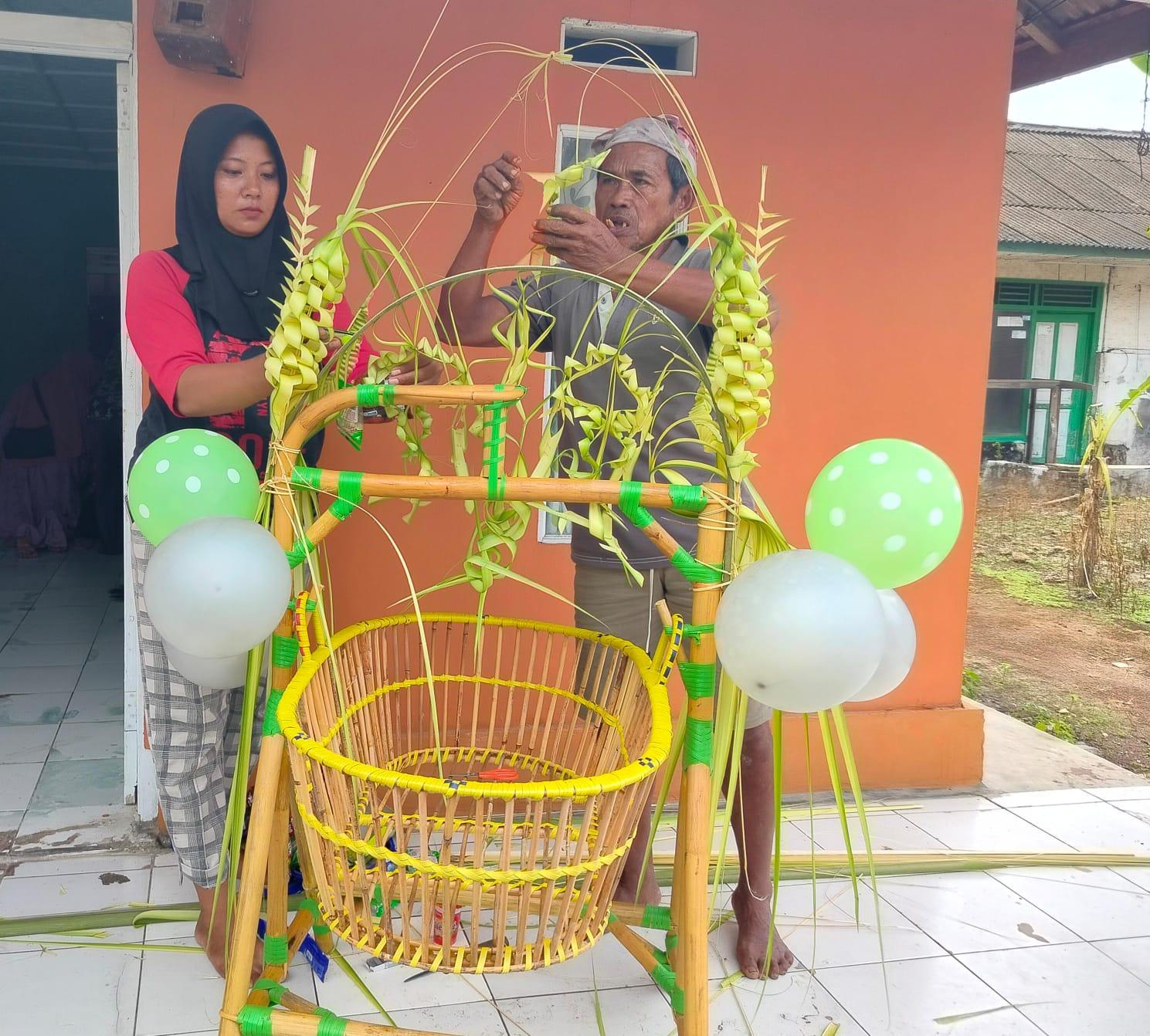 Sosok Janur Kuning Maksudi, Hampir Ada di Setiap Hajatan dan Pernikahan ...