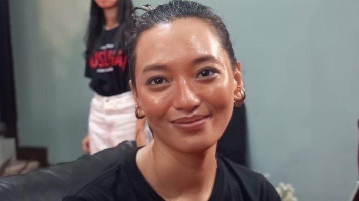 Asmara Abigail, Jodoh yang Tak Direncanakan Pasti Lebih Indah - Prohaba.co