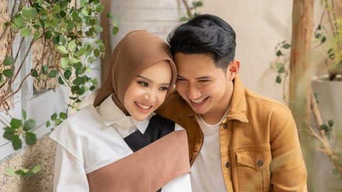 Ini Alasannya Chand Kelvin Yakin Menikahi Dea Sahirah - Prohaba.co