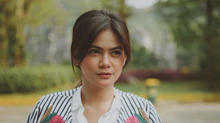 Indah Indriana, Aktris Spesialis Pemeran Pelakor - Prohaba.co