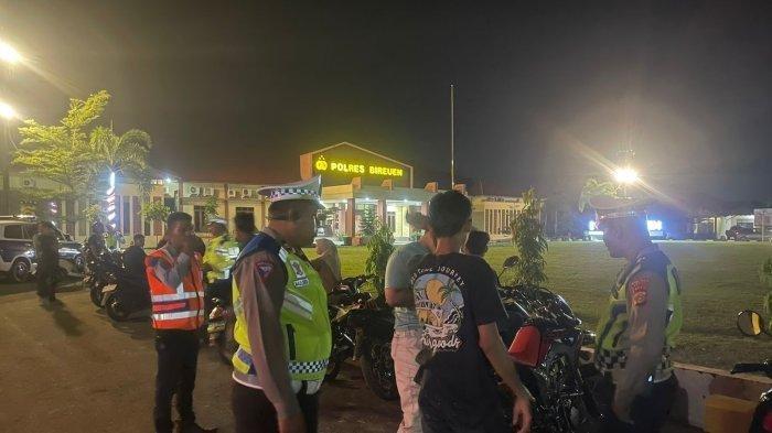 Satlantas Polres Bireuen Bersama Personil TNI dan Dinas Perhubungan Razia Knalpot Brong - Prohaba.co