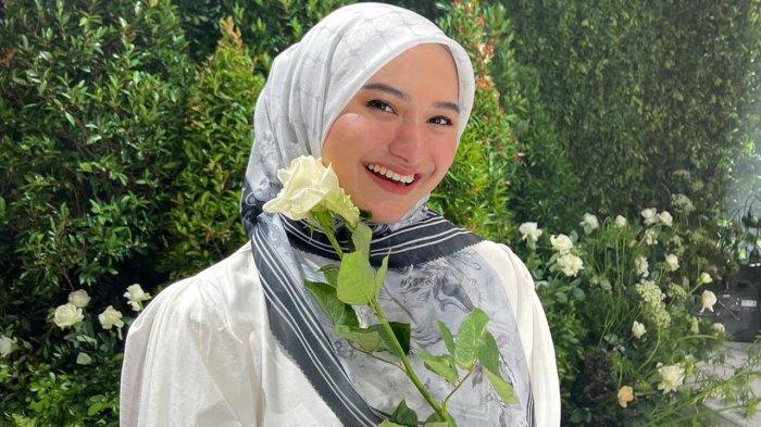 Nadzira Shafa Kenang Almarhum Suami lewat Novel dan Film - Prohaba.co