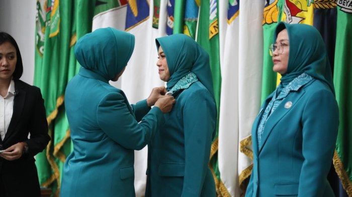 Istri Penjabat Gubernur Aceh Dilantik Jadi Pj Ketua TP PKK Aceh dan Pj ... Istri Penjabat Gubernur Aceh Dilantik Jadi Pj Ketua TP PKK Aceh dan Pj ...