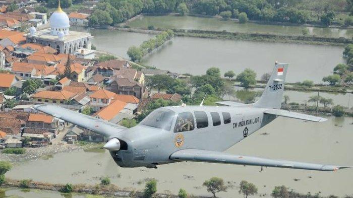 Kerangka Pesawat TNI AL yang Jatuh Ditemukan di Selat Madura - Prohaba.co