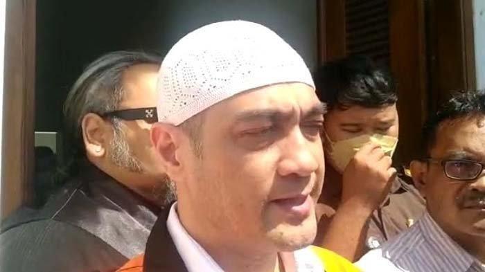 Putusan Kasus KDRT, Ferry Irawan Divonis 1 Tahun Penjara Oleh Pengadilan Negeri Kediri - Prohaba.co