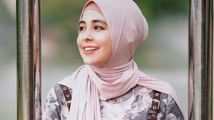 Risty Tagor Lebih Fokus ke Anak Setelah Tiga Pernikahan Kandas - Prohaba.co