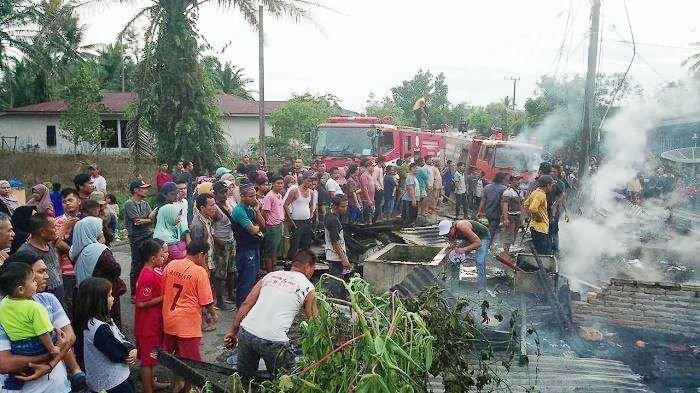 Sebuah Rumah Warga Subulussalam Ludes Terbakar - Prohaba.co