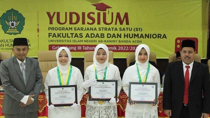 Fakultas Adab dan Humaniora UIN Ar-Raniry Gelar Yudisium, 51 Orang Lulus Cumlaude - Prohaba.co