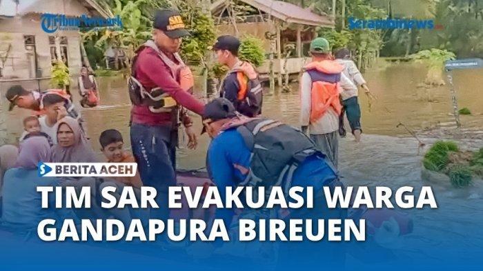 Tim SAR Evakuasi Warga Paya Baro Gandapura Bireuen - Prohaba.co