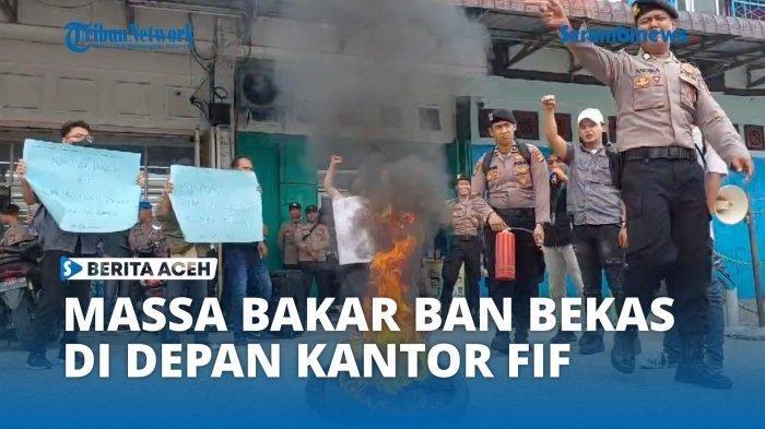 WADUH, Massa Bakar Ban Bekas di Kantor FIF Kualasimpang - Prohaba.co