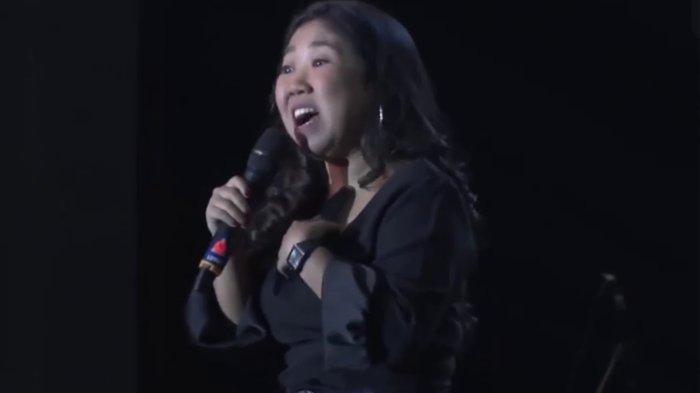 Kiky Saputri Bawa Nama Lesti Kejora Saat Stand Up Komedi, Ini Tanggapan Sandy Arifin - Prohaba.co