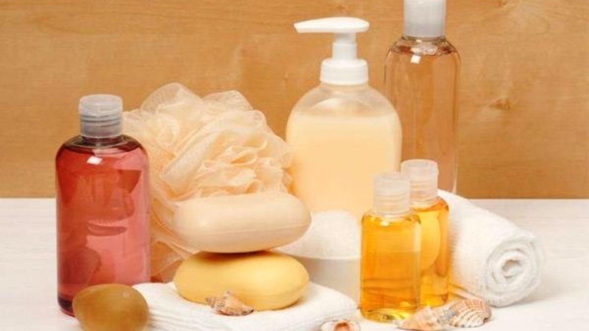 30 Daftar Sabun Mandi yang Tidak Bikin Kulit Kering Setelah DIbilas ...