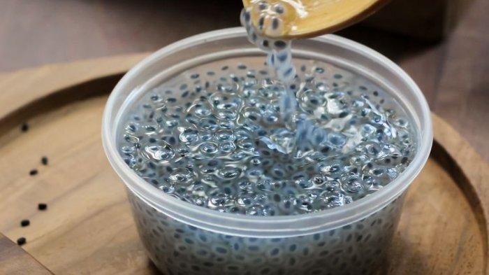 9 Manfaat Biji Selasih untuk Kesehatan, Menjaga Daya Tahan Tubuh hingga ...