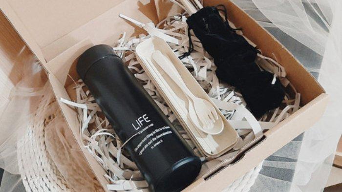 5 Rekomendasi Botol Tumbler Lucu untuk Isian Hampers - Tribunshopping.com