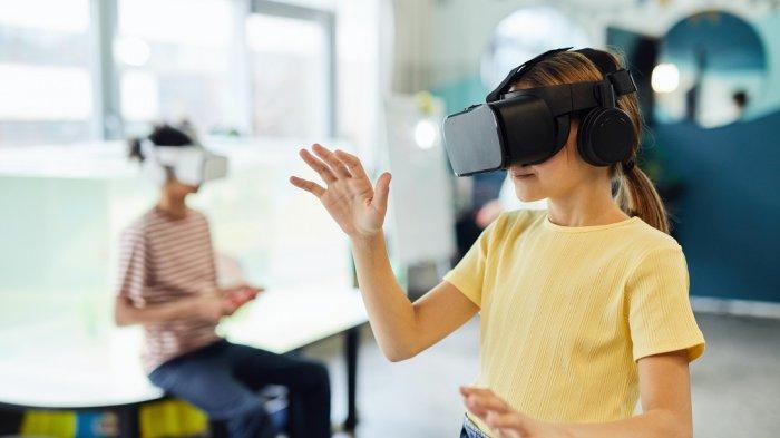 5 Rekomendasi Kacamata VR untuk HP, Punya Bidang Pandang hingga 120 ...