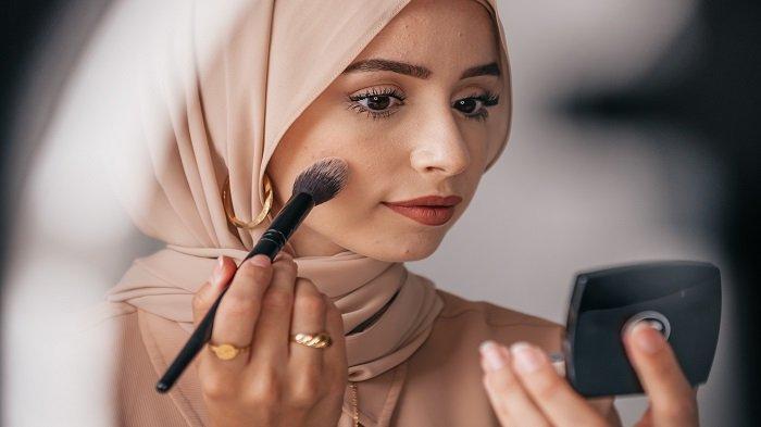 5 Rekomendasi Compact Powder untuk Menemanimu Touch up Saat Bukber ...