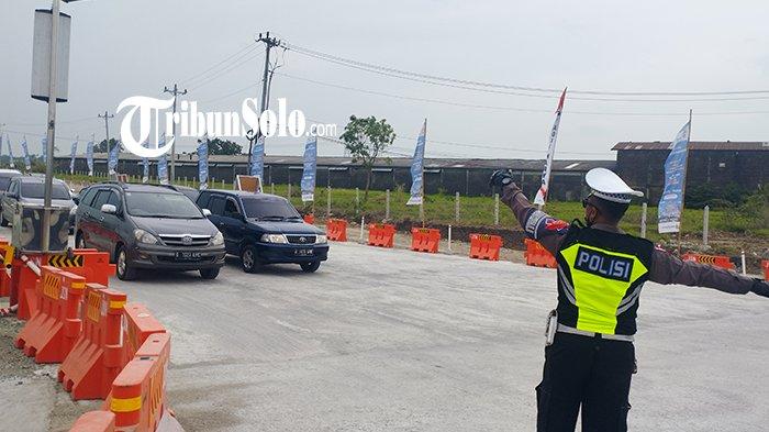 Kondisi Arus Lalu Lintas di Delanggu-Tegalyoso Klaten Ramai Lancar, Ada ...