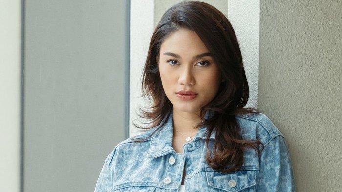 Beredar Video Syur Mirip Azizah Salsha Lakukan VCS, Polisi Bakal Lakukan Penyelidikan ...