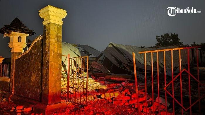 Pabrik Briket di Ceper Klaten Ambruk Diterjang Puting Beliung, 2 Orang Terluka Kena Runtuhan ...