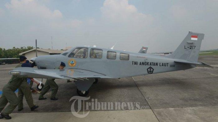 Pesawat Latih Bonanza Milik TNI AL Jatuh di Selat Madura, Ada 2 Kru di Dalamnya - Tribunsolo.com