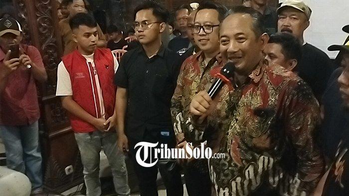 Hasil Rekapitulasi Pilkada Karanganyar Versi KPU: Rober - Adhe Raih 336 ... Hasil Rekapitulasi Pilkada Karanganyar Versi KPU: Rober - Adhe Raih 336 ...