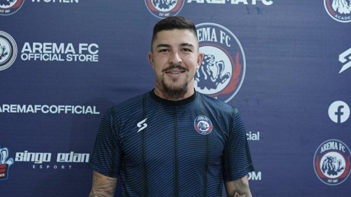 Keistimewaan Pemain Asing Baru Arema FC Charles Raphael dan Ariel ...