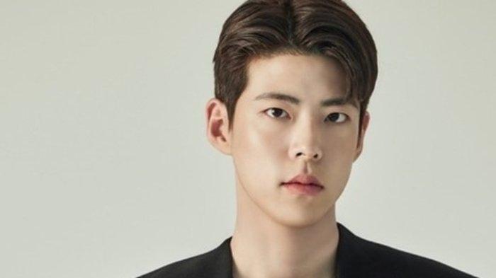 Choi Woo Sung akan Main Drama bareng Go Youn Jung di Serial Netflix Can This Love Be Translated ...