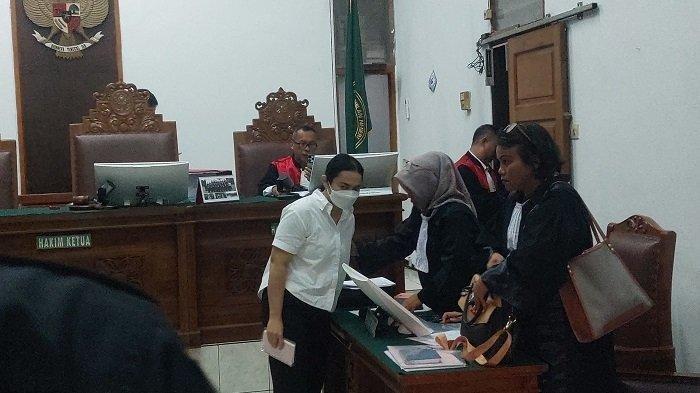 Daftar Belanja Istri Terdakwa Kasus Judi Online Komdigi, Borong Banyak Barang Mewah Pakai Uang ...