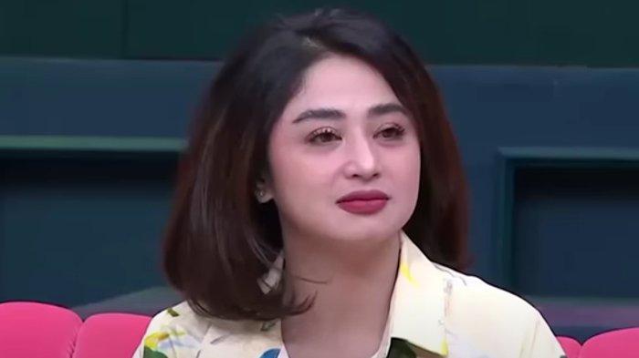 Viral Sapi Kurban Milik Dewi Perssik Ditolak, Ketua RT Ungkap Kronologi Kejadiannya - Tribunsolo.com