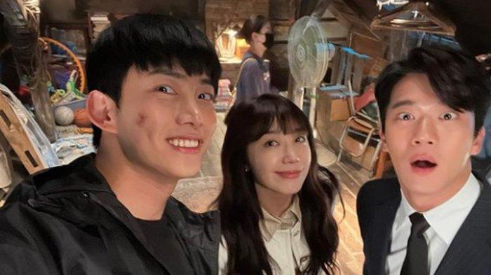 Drakor Blind Tamat, Jung Eun Ji Pamitan bareng Ha Seok Jin dan Taecyeon, Simak Sinopsis ...