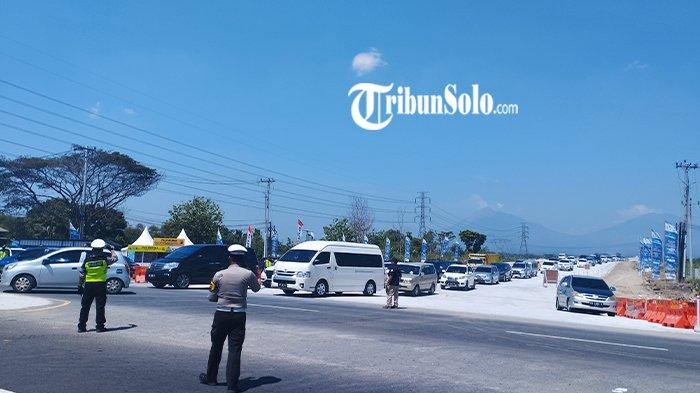 Hari Kedua Beroperasi, Tol Fungsional Solo-Jogja Baru 4 Jam Dibuka Sudah Dilintasi 2 Ribu ...