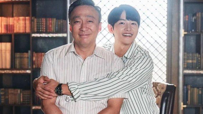 Haraboeji Jin Yang Cheol Wafat di Drakor Reborn Rich, Song Joong Ki ...