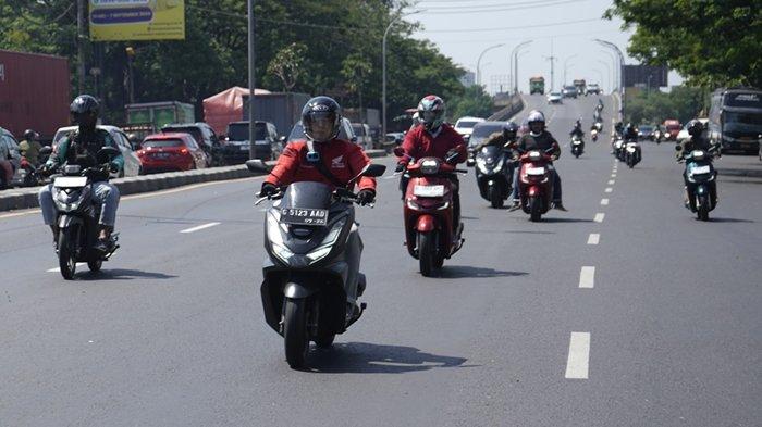 Cari Motor Tangguh yang Cocok di Perkotaan? Skutik Honda Ini Bisa Jadi ...