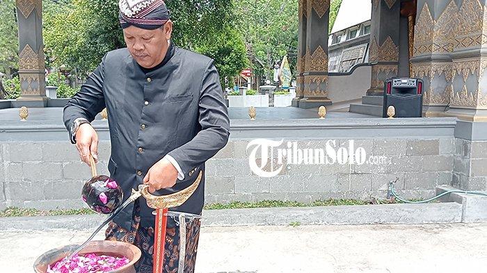 Museum Keris Solo Jamasi 15 Pusaka, Ada Keris Milik Presiden Jokowi ...