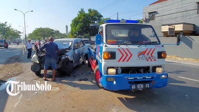 Kesaksian Riza Kecelakaan Karambol di Jalan Solo-Semarang: Truk Dump Hantam Avanza yang Mau ...