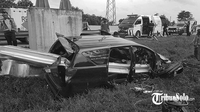 Korban Tewas Kecelakaan Tunggal Innova di Tol Solo-Ngawi Jadi 2, Sopir ... Korban Tewas Kecelakaan Tunggal Innova di Tol Solo-Ngawi Jadi 2, Sopir ...