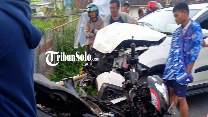 BREAKING NEWS: Kecelakaan Maut Simpang Ngupit Klaten, Toyota Rush Vs ...