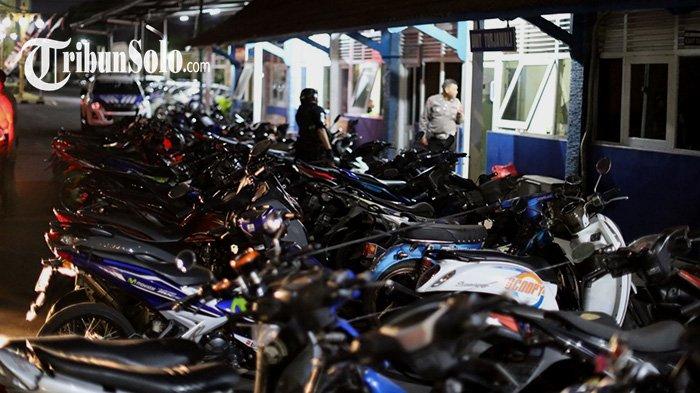 Razia Malam Minggu di Solo : 121 Motor Knalpot Brong Diamankan Polresta Solo - Tribunsolo.com