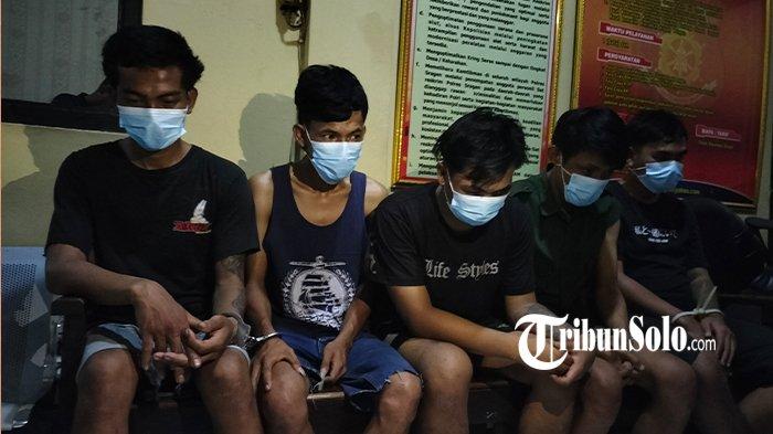 3 Fakta Komplotan Copet HP Beraksi Saat Konser NDX AKA di Lapangan ...