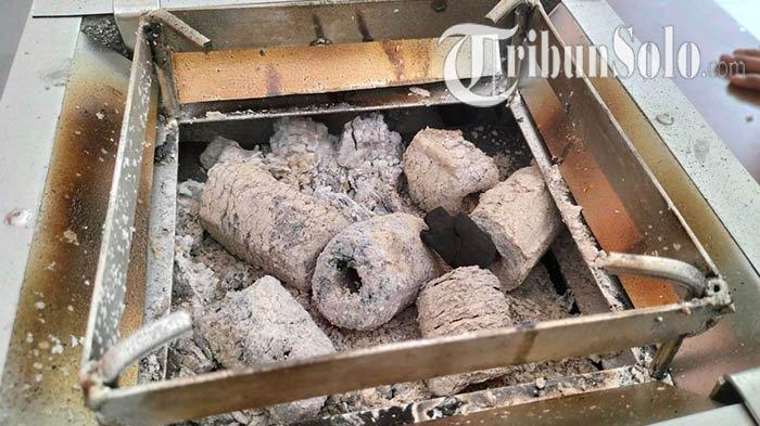 Peneliti dari Klaten Ungkap Manfaat Arang Briket, Diklaim Lebih Irit ...