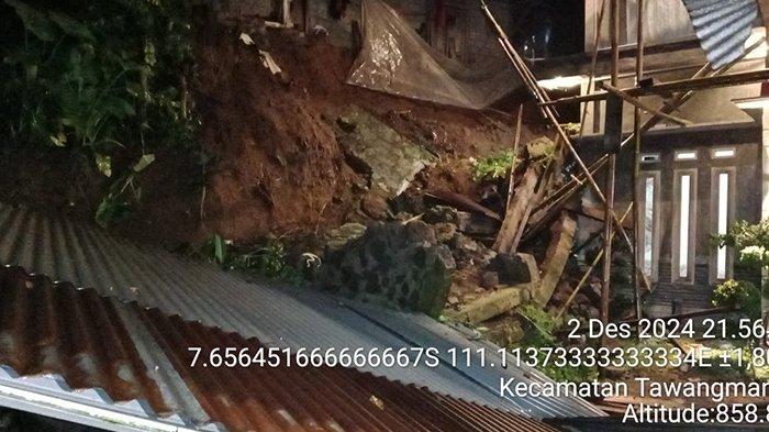 Longsor di Tawangmangu Karanganyar, Jalan Desa hingga Bangunan Rumah ...