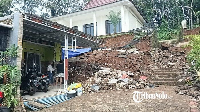 Fakta Talut Masjid Longsor di Perumahan Taman Melati Boyolali, Warga ...