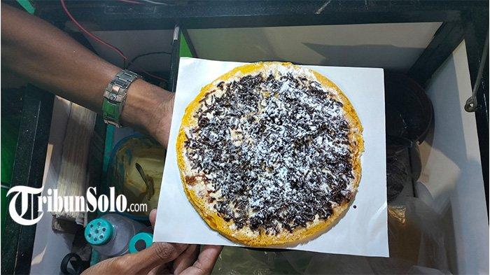 Kuliner Solo: Terang Bulan Jadul di Jalan Urip Sumoharjo Solo, Satu ...