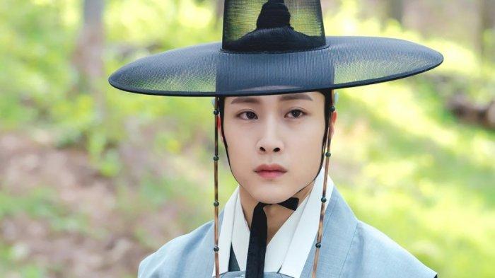 Drakor Knight Flower Sukses, Aktor Lee Jongwon Bersyukur Sudah Wamil Sebelum Debut: Aku Sangat ...