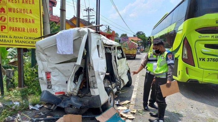 Kronologi Laka Karambol di Jalan Solo-Jogja, Truk Fuso Terlempar ke Jalur Berlawanan Tabrak 2 ...