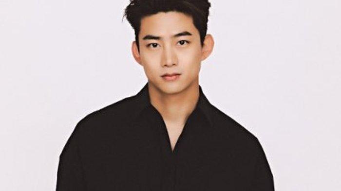 Taecyeon 2PM Kini Satu Agensi dengan Tom Holland, Resmi Gabung Agensi ...