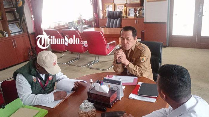 Bupati Jekek Jadi Orang Pertama yang Dicoklit Oleh KPU Wonogiri Jateng ...