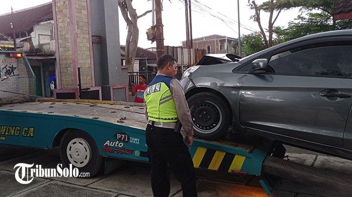 Airbag Jadi Penyelamat dalam Adu Banteng Mobilio vs Calya di Mojolaban Sukoharjo, Tak Ada Korban ...